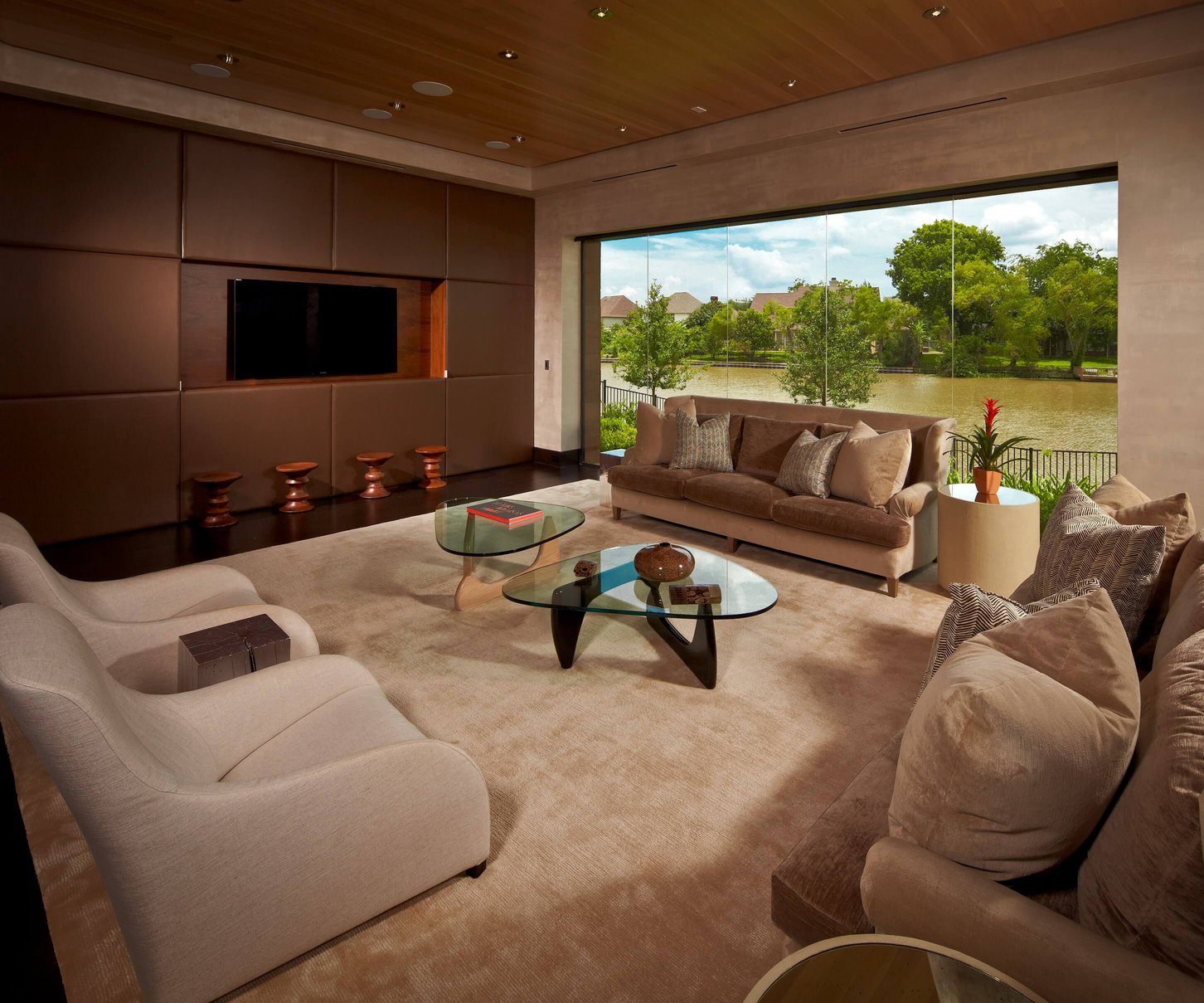 Custom Home Design Trends 2022