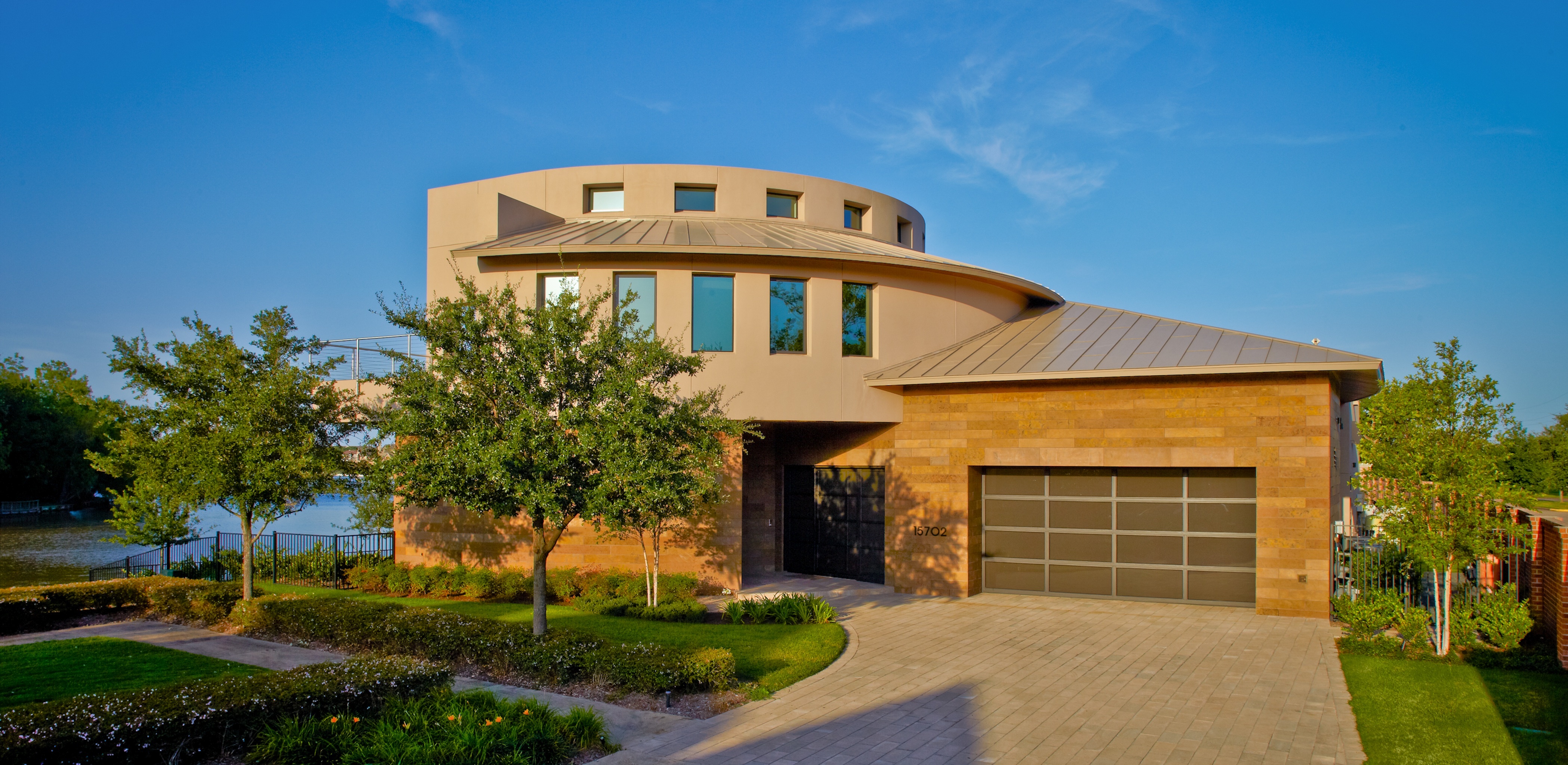 Lake Pointe Modern Home Professional Photography