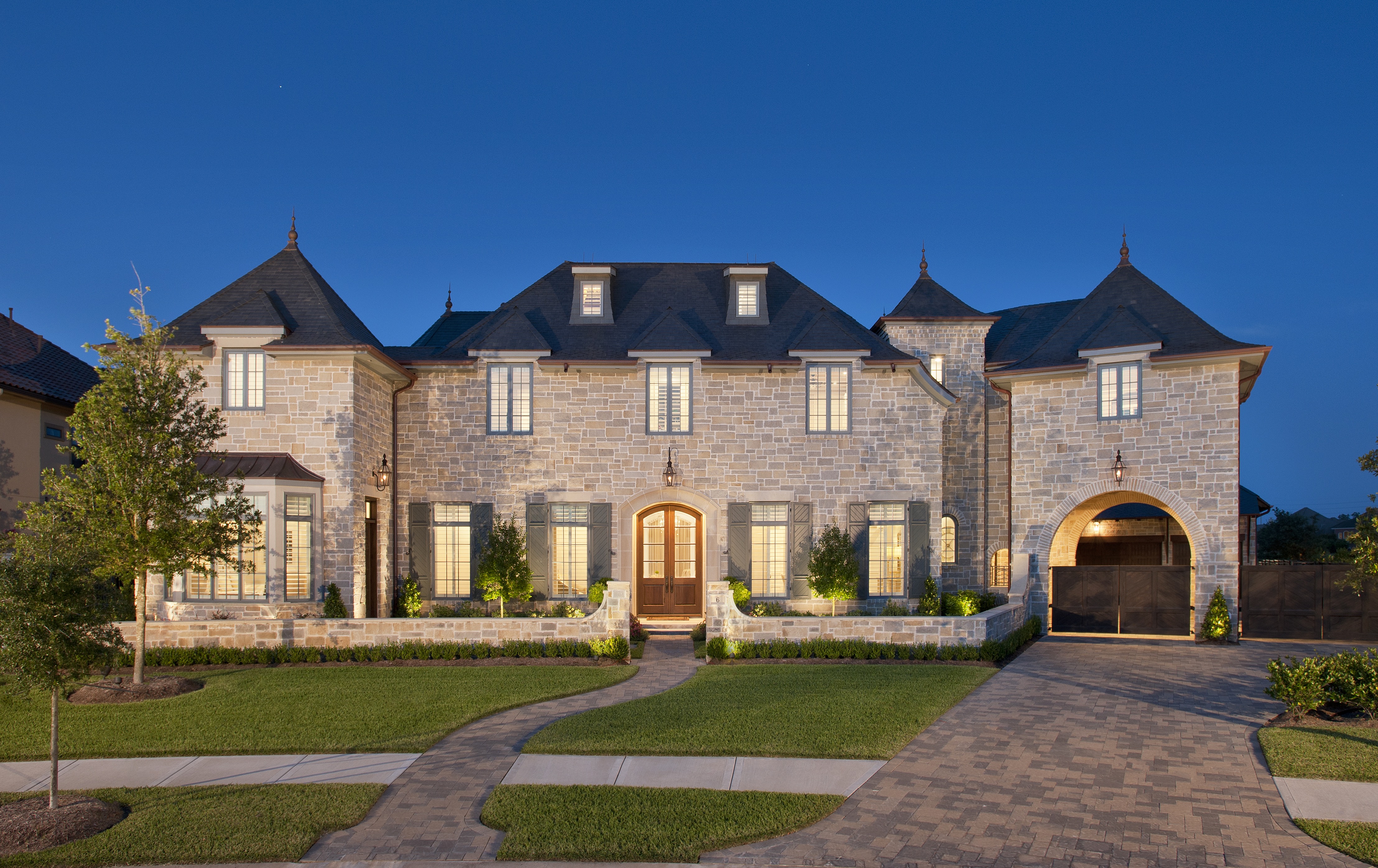 New Home Gallery: Riverstone Residence